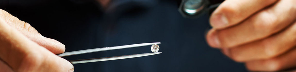 BRUCE WINSTON | Cutting & Merchandising